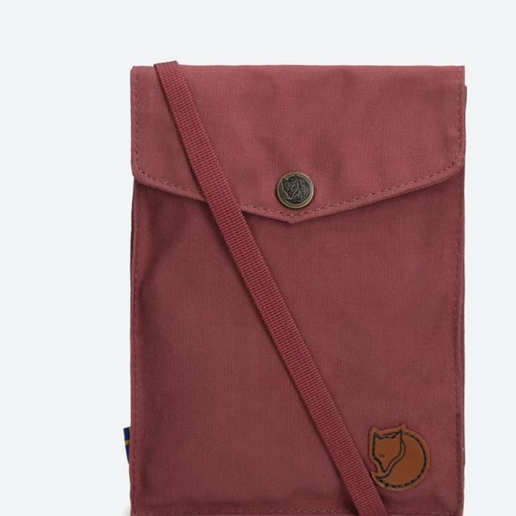 Full Raven | Bags | Full Raven Pocket Purse | Poshmark